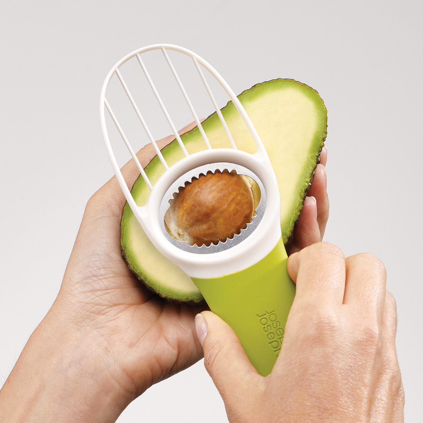 Нож для авокадо Joseph Joseph GoAvocado