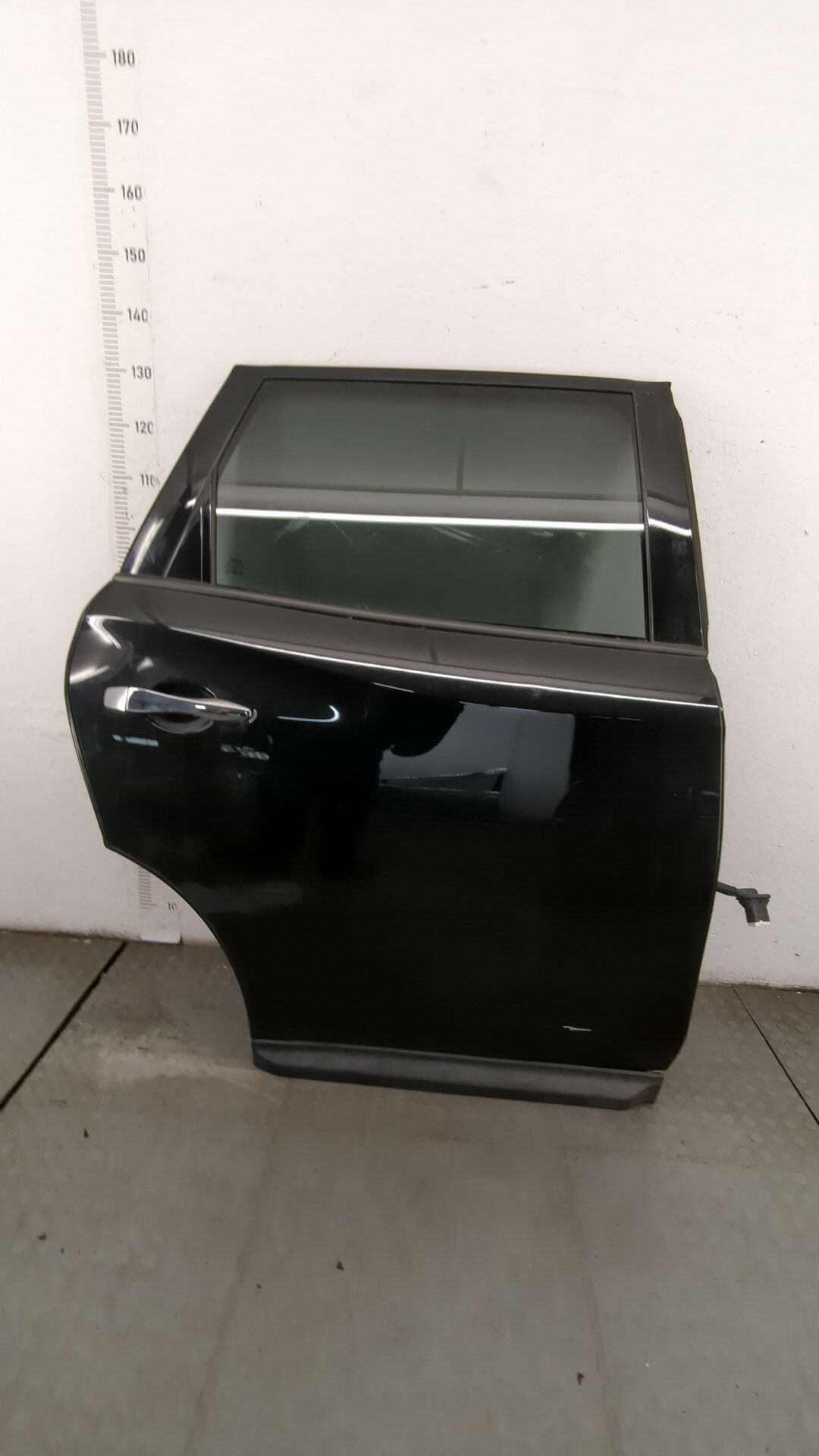 Дверь боковая (легковая) правая задняя Nissan Pathfinder Б/У