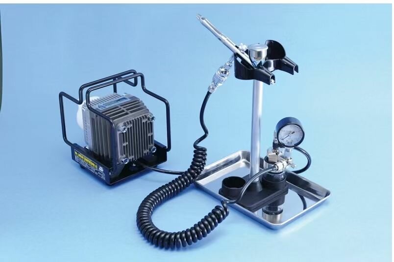 MR.HOBBY PS305 Комплект: компрессор L5 + аэрограф PS289 + регулятор PS234