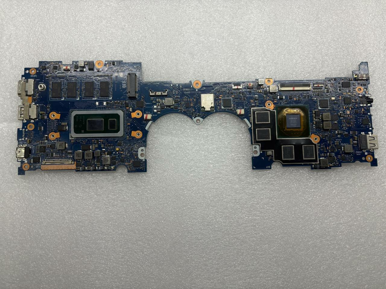 Материнская плата ASUS UX450FDX i5-8265U (039311)