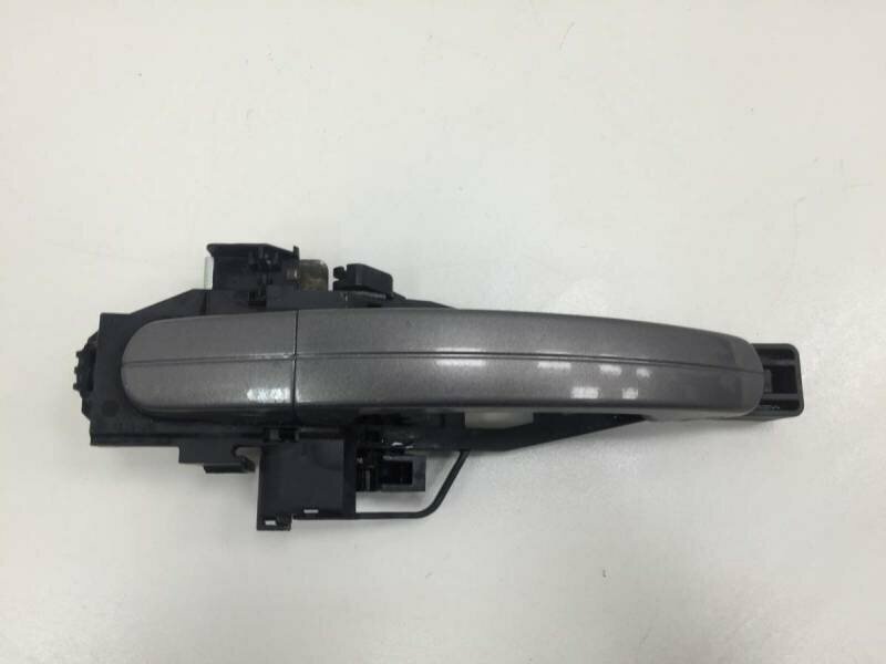 Ручка двери задней наружная правая Ford Focus 3 2011