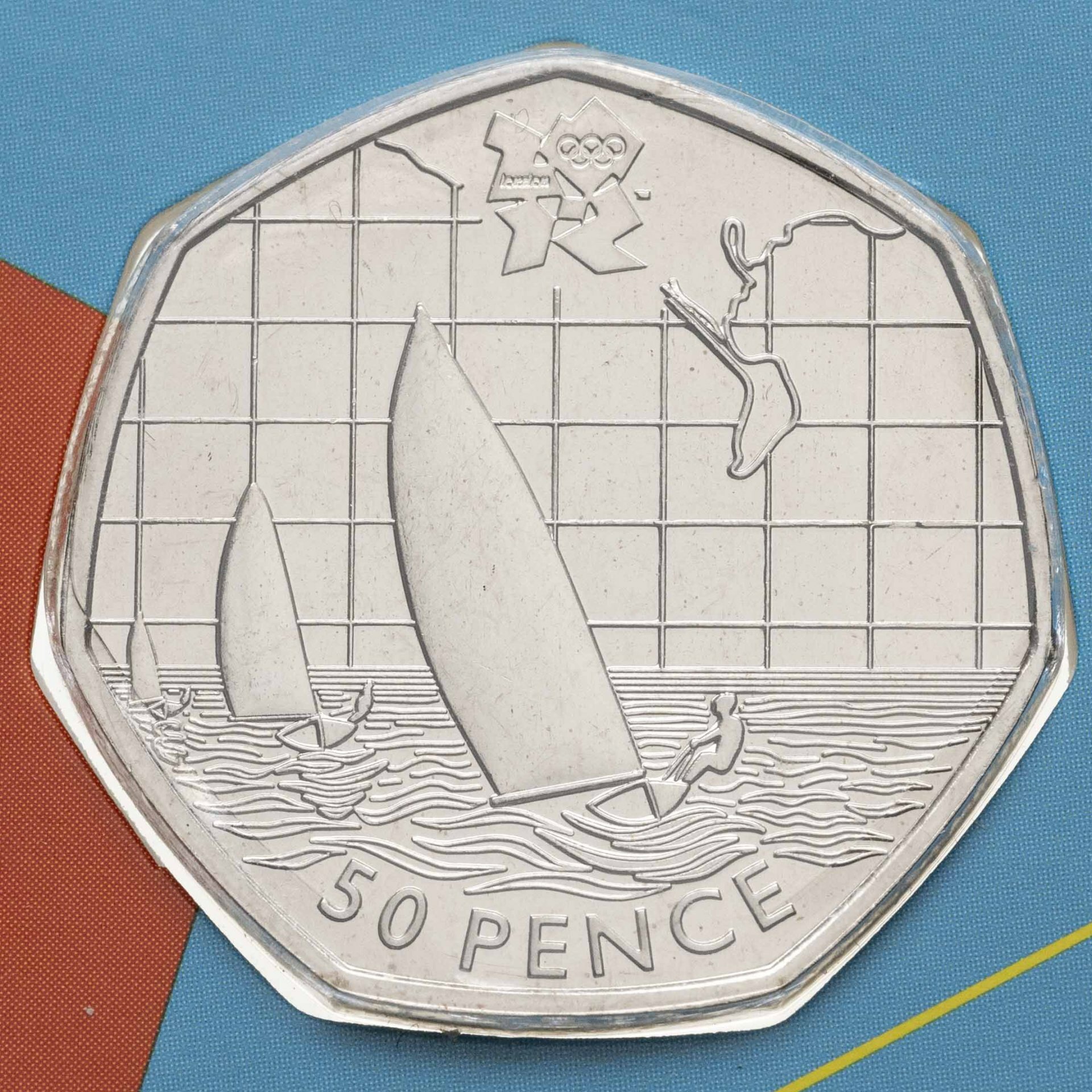Великобритания 50 пенсов pence 2011 "XXX летние Олимпийские Игры, Лондон 2012 - Парусный спорт", Мельхиор медь-никель, в сохранности UNC