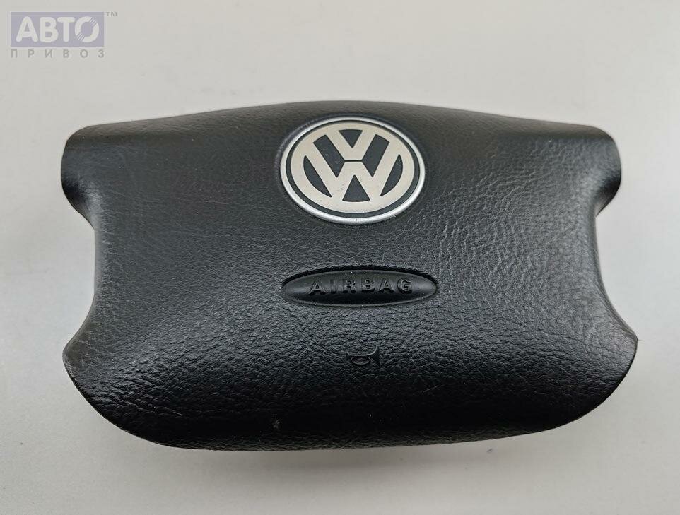 Подушка безопасности (Airbag) водителя Volkswagen Passat B5+ (GP)