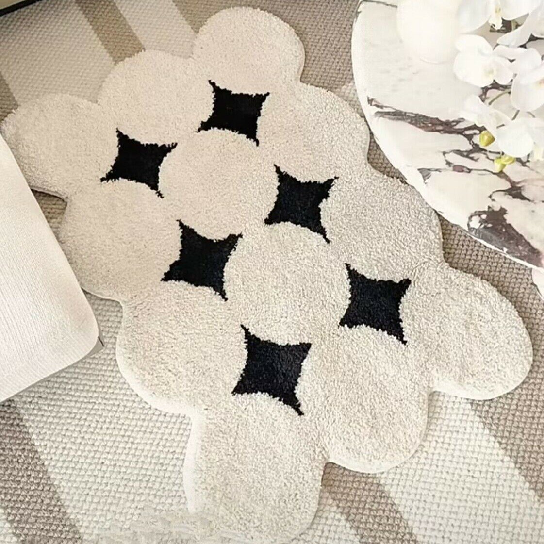 Толстый флокированный ковер в скандинавском минималистском стиле для домашнего использования в гостиной, спальне, прикроватной тумбочке, ковер с длинным ворсом неправильной формы, противоскользящий ковер для кабинета.