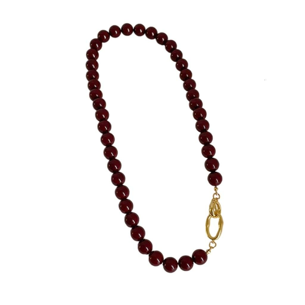 Бусы из стеклянных бусин с медной фурнитурой