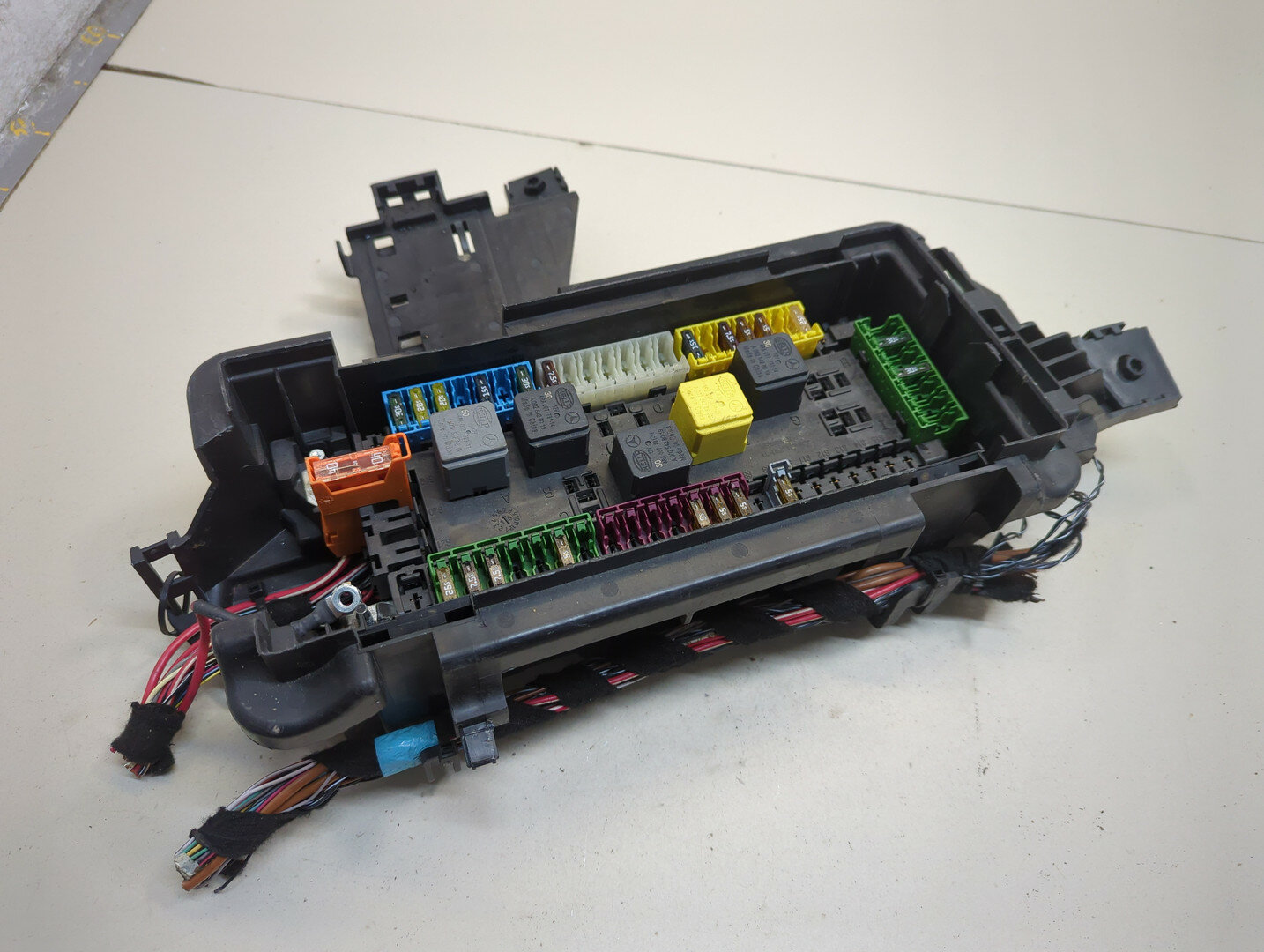 Блок предохранителей Mercedes GLE W166 Б/У