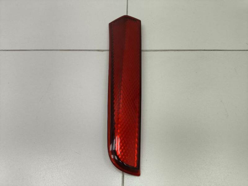 Отражатель задний Nissan Note E11 2006-2013