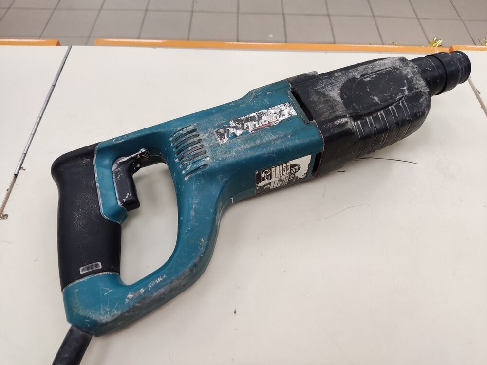 Перфоратор Makita HR 2455 БУ Уценка