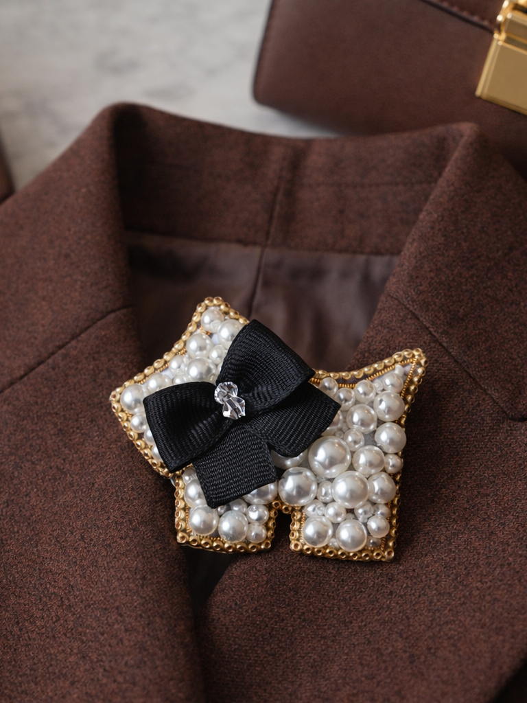 Брошь, кристалл, бисер