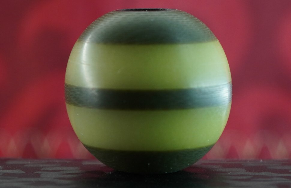 Светящаяся бусина для темляка KnifeCustomGarage №203