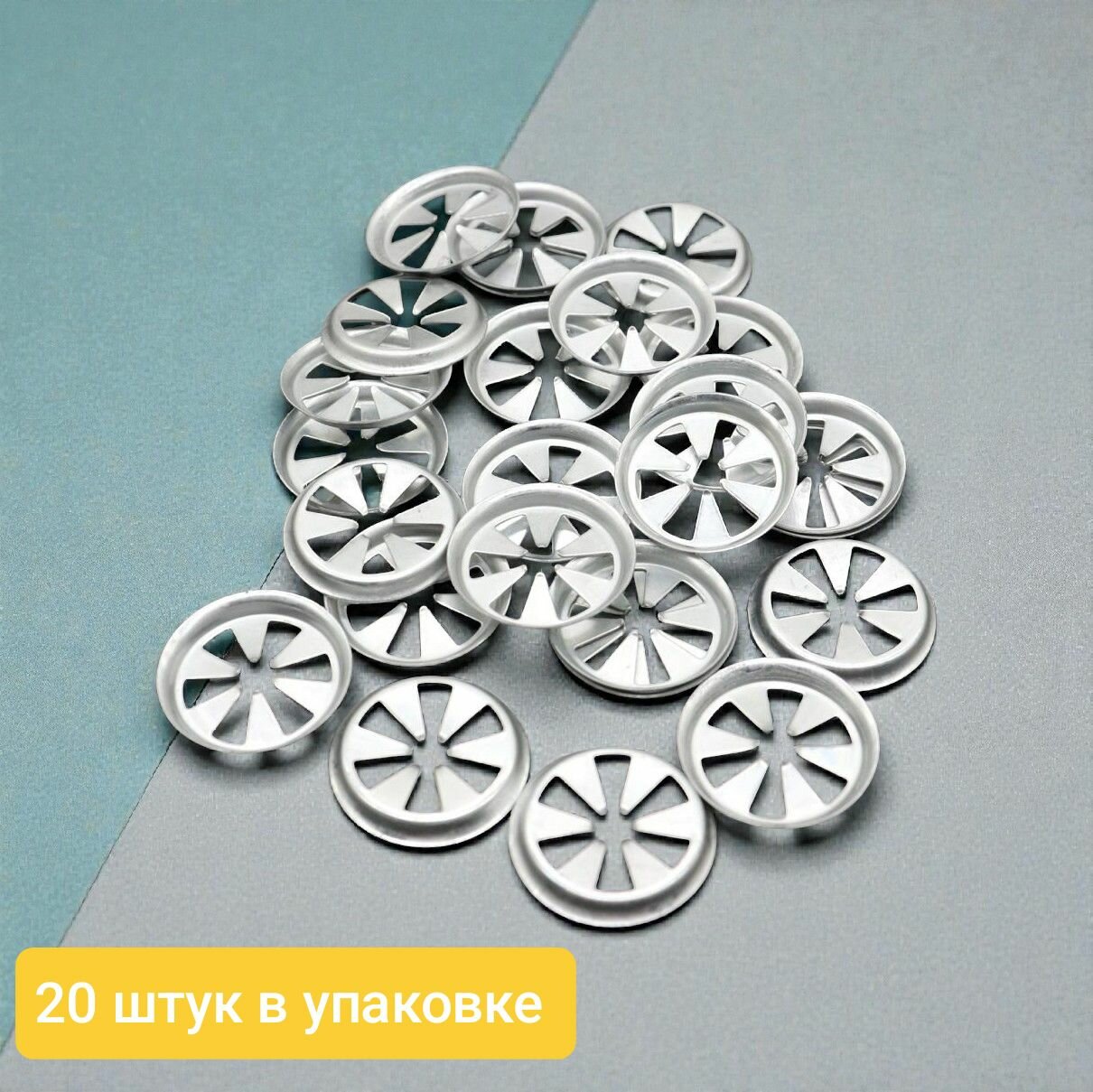 Клипсы крепления задних подкрылок на Ford Focus 2