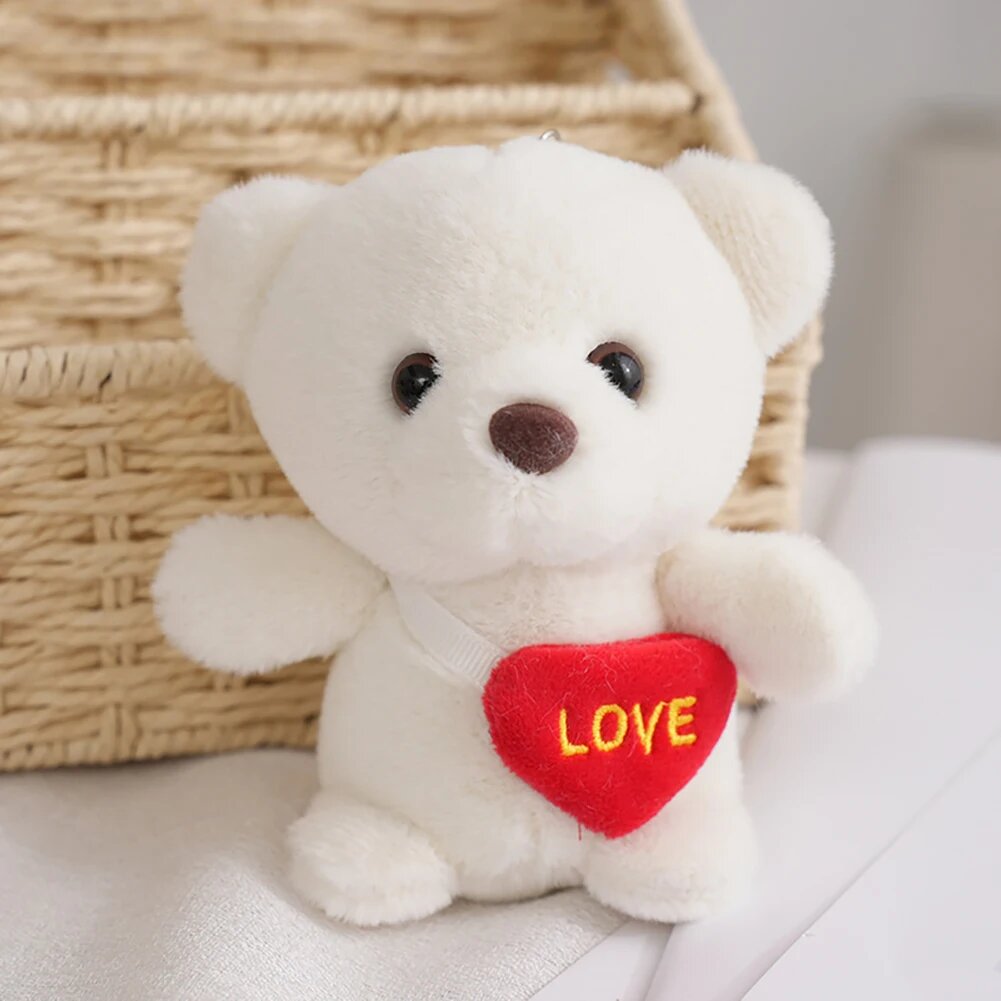 Милый плюшевый брелок-медведь белый с сердцем LOVE