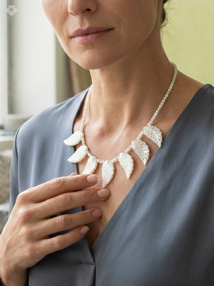 Бусы, перламутр