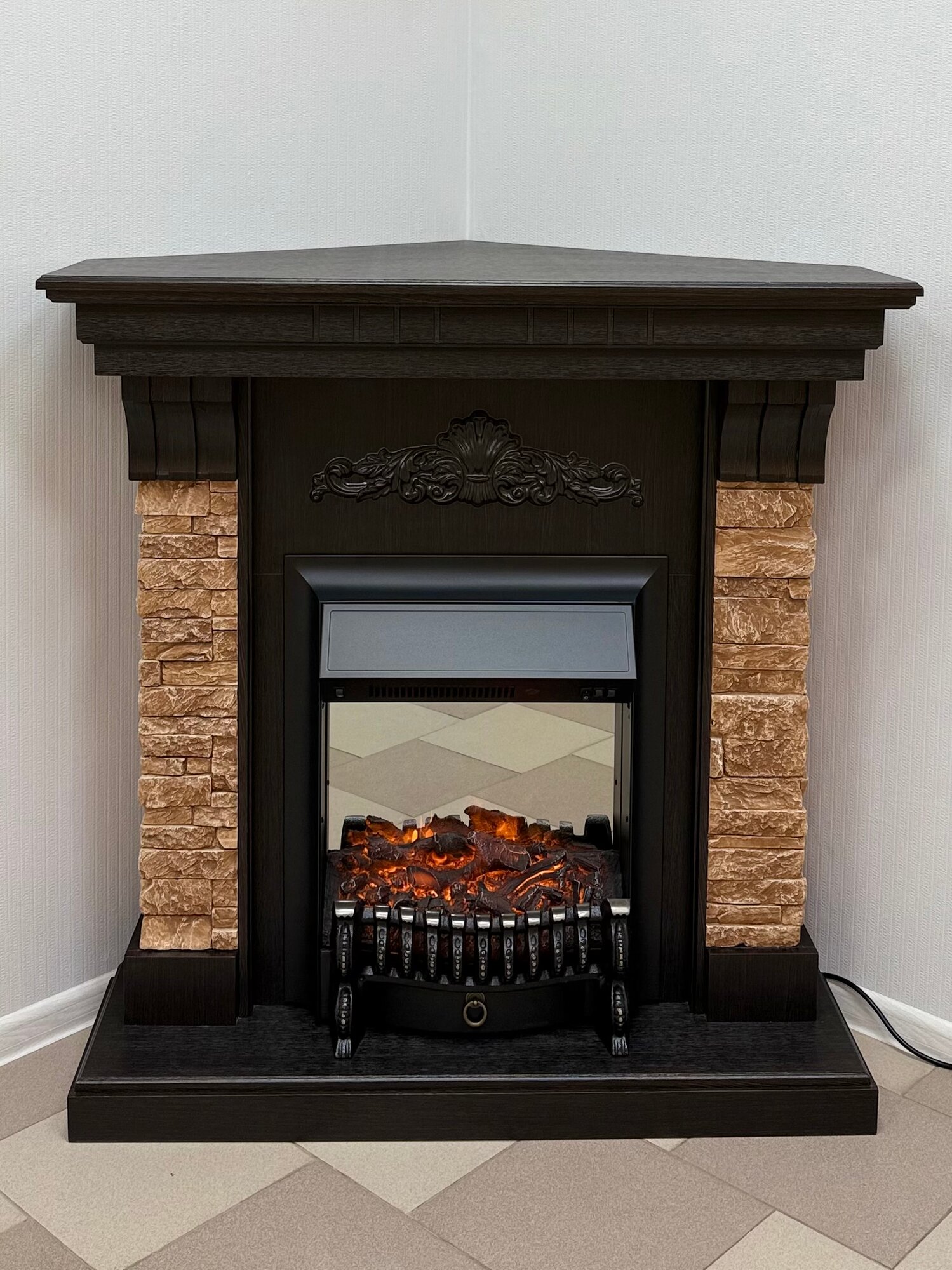 Угловой электрический камин KIMFOCO Скала венге, пульт д/у, обогрев, 1,5 кВт, МДФ/искусственный камень