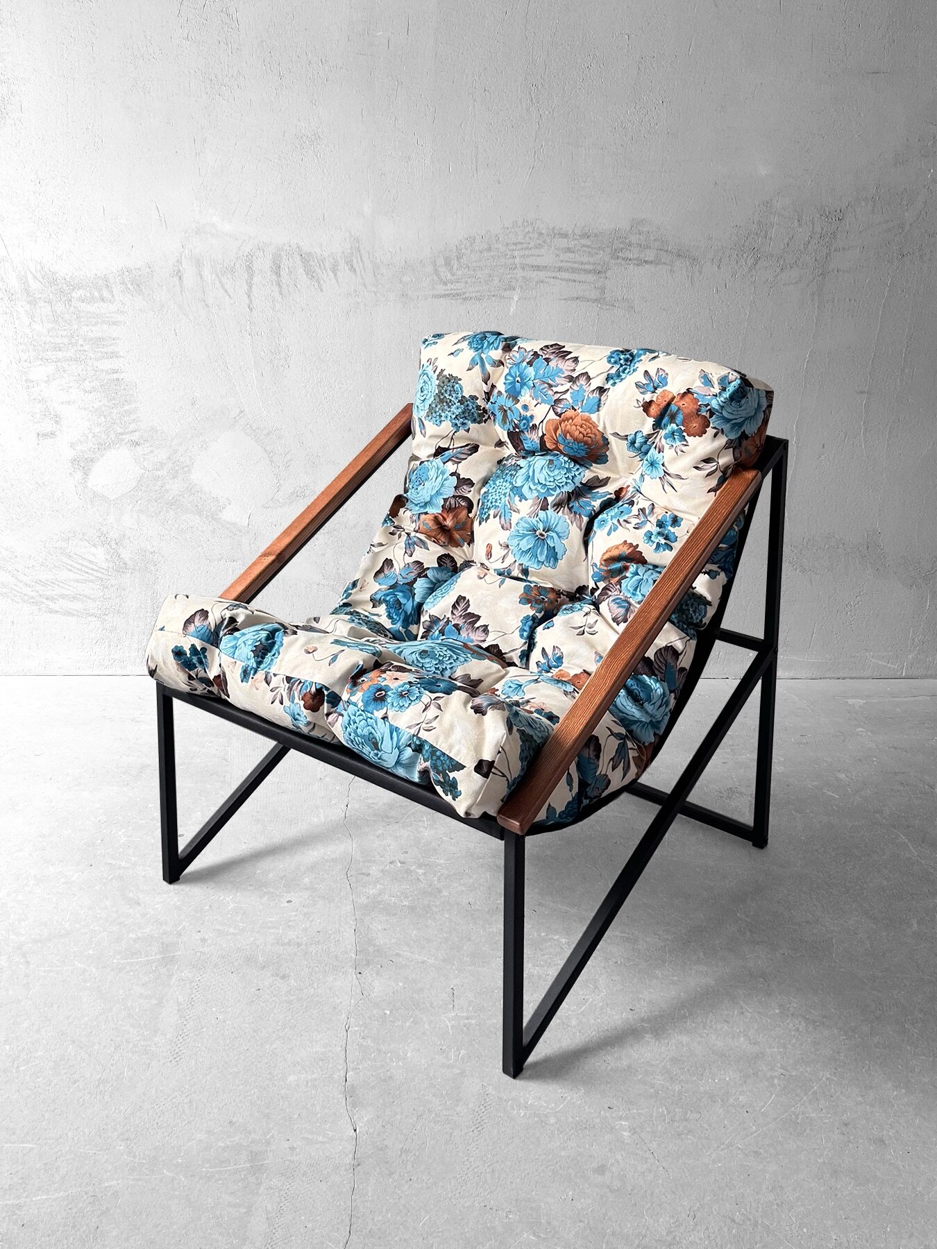 Кресло в стиле лофт Лофтовик Слэш ++ Велюр цветы