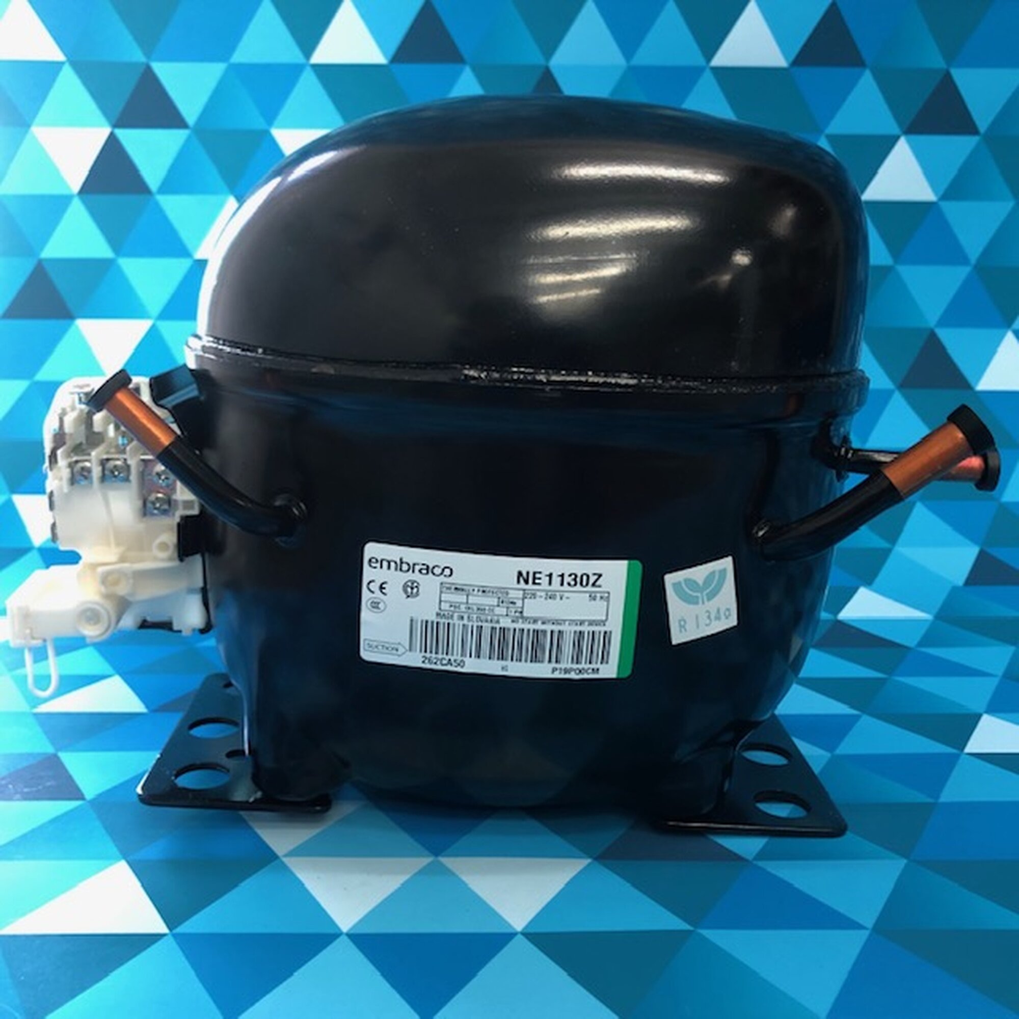Компрессор Embraco (LBP) NE1130Z (R134, 323Вт при -23,3C*/ASHRAE, 12,11см3) Словакия