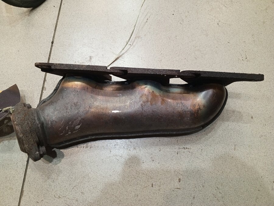 Коллектор выпускной левый от Mercedes-Benz S-Class W221 2005-2013