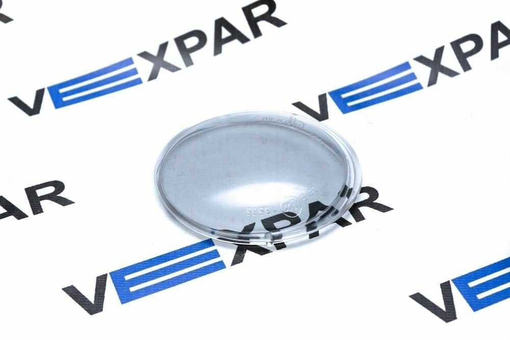 Стекло противотуманной фары Лада Гранта / Калина-2 / Ларгус / Датсун овальное