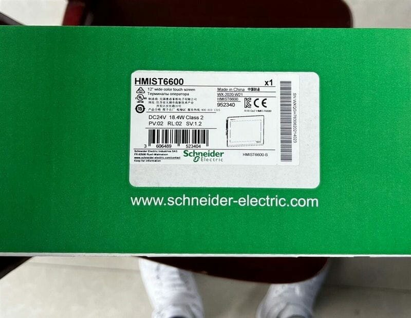 Модуль Schneider HMIST6600