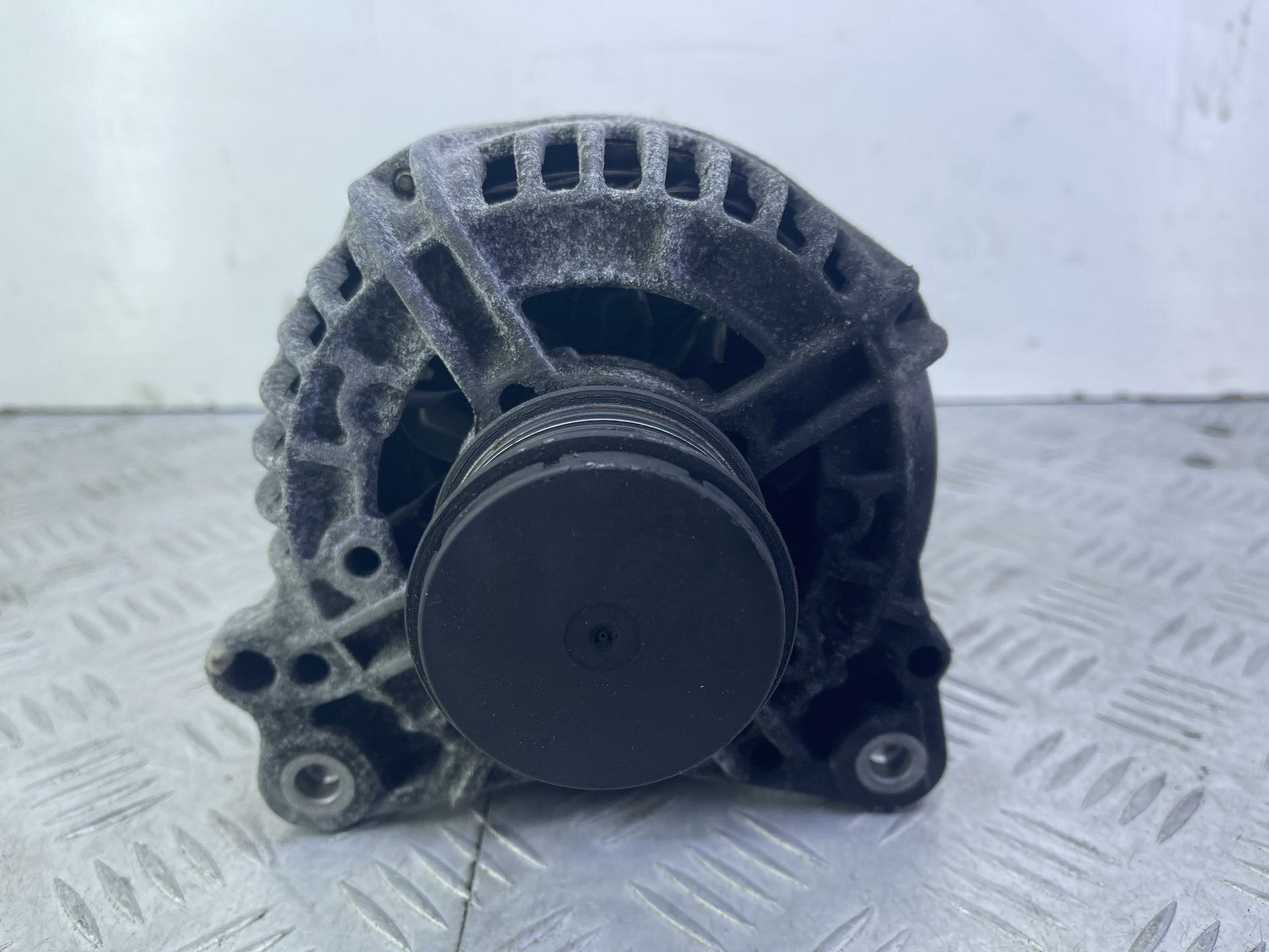 Генератор Audi A3 8L рест. (2000 - 2003) 028903028E