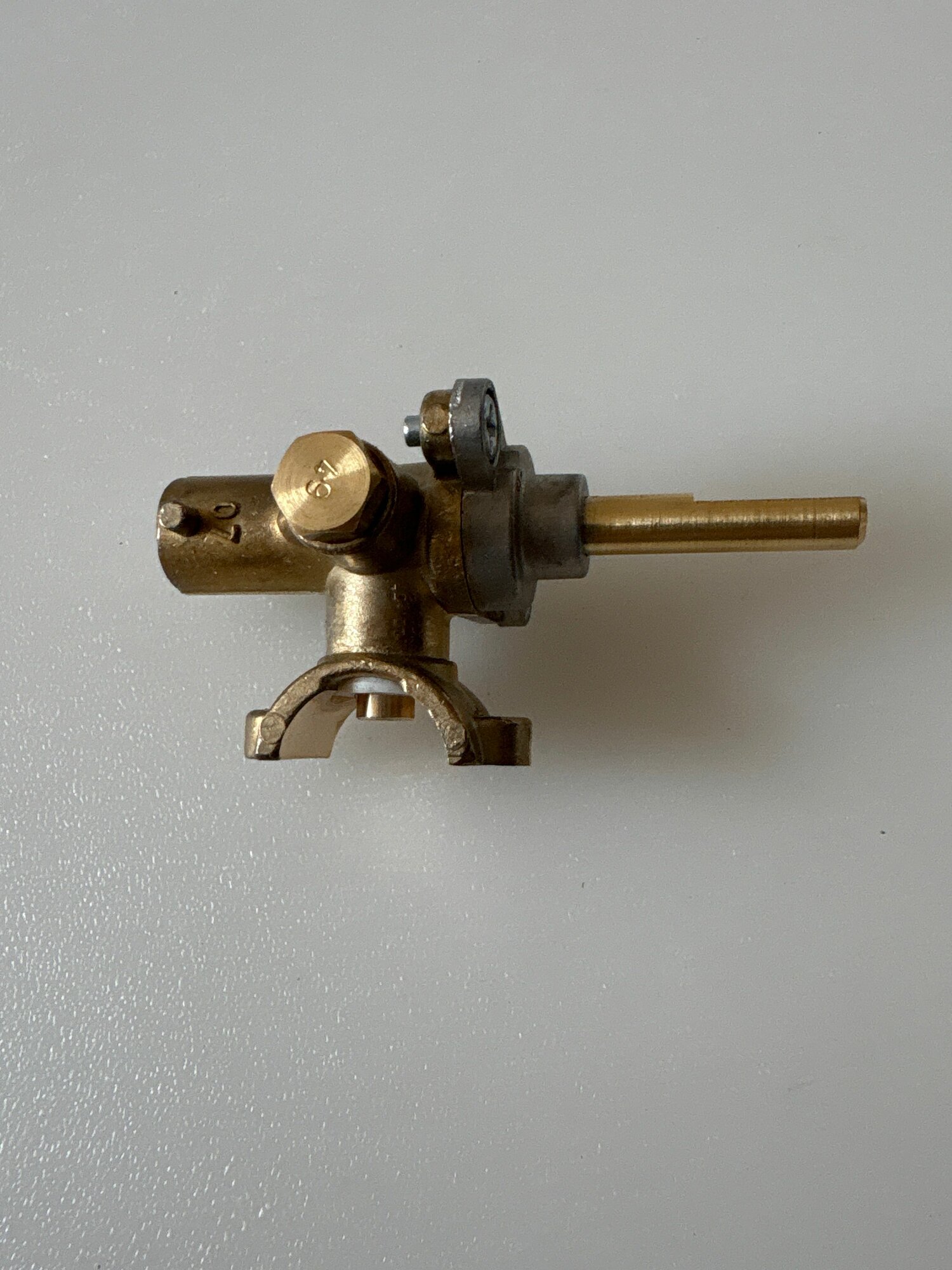 Газовый кран средней конф, для газовой плиты Darina 1F12312W