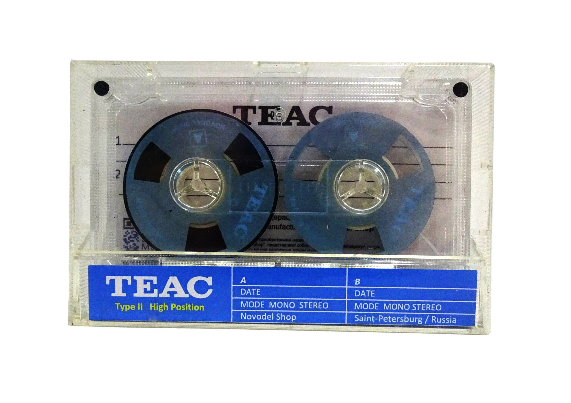 Аудиокассета "TEAC" c голубыми боббинками
