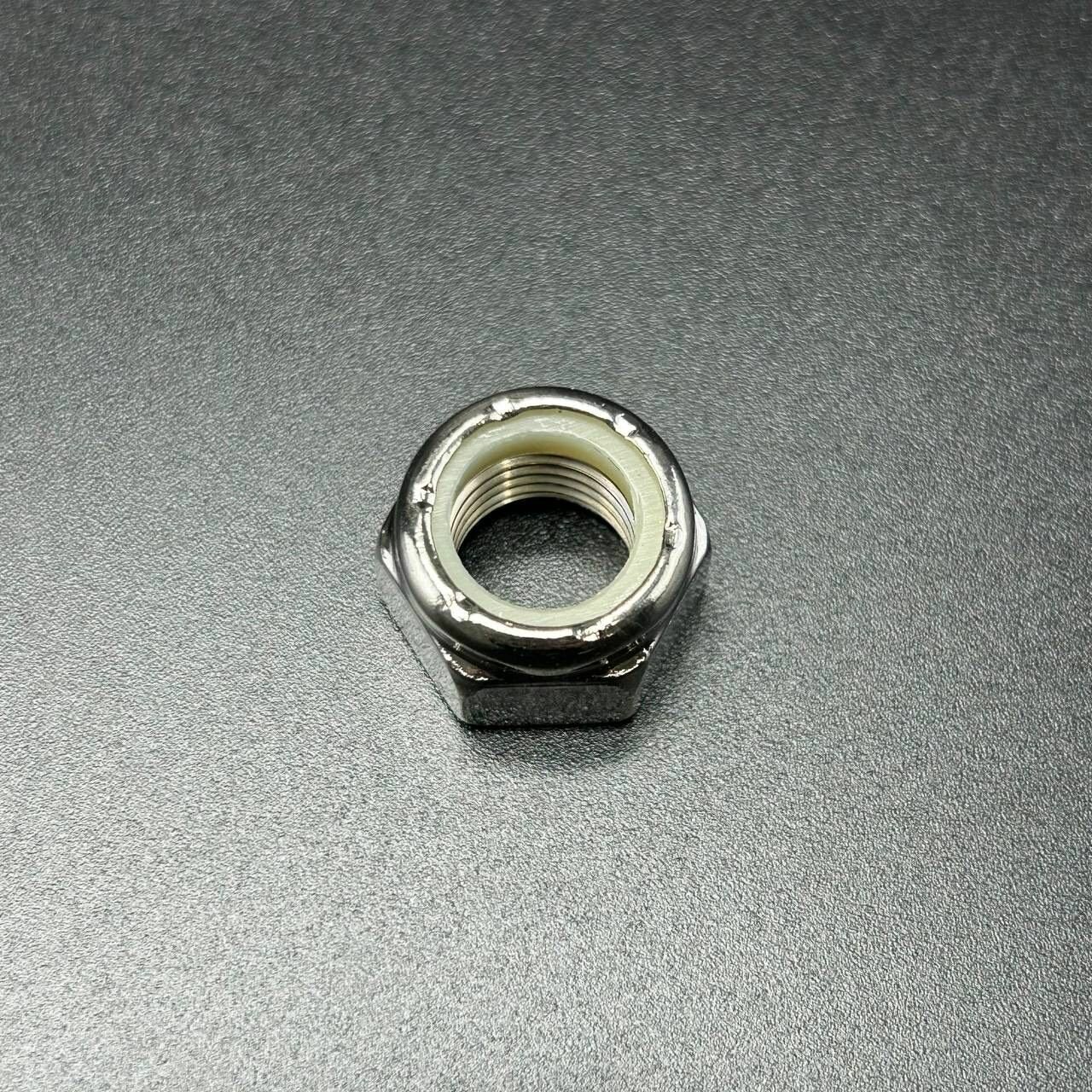 Гайка крепления колонки MERCRUISER (0.437-20) (Quicksilver)