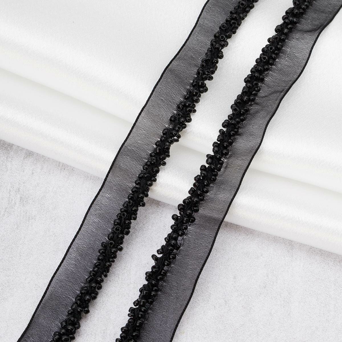 Кант отделочный декоративный на сетке с бисером, ширина 1,5 см, цвет чёрный, длина 41,14 м