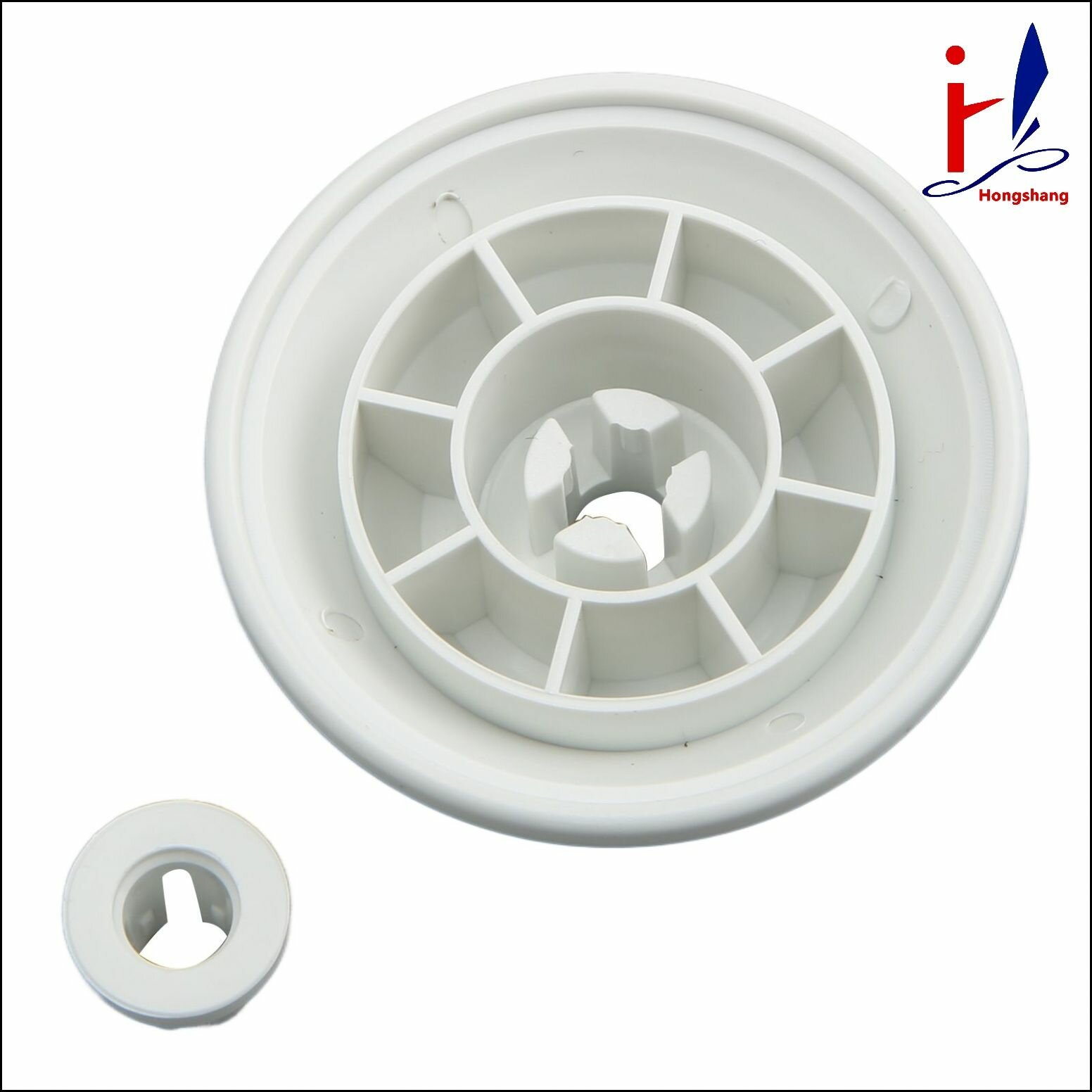 Универсальная крышка катушки Butterfly для швейной машины: бестселлер для надежной защиты нитей и стабильной работы.