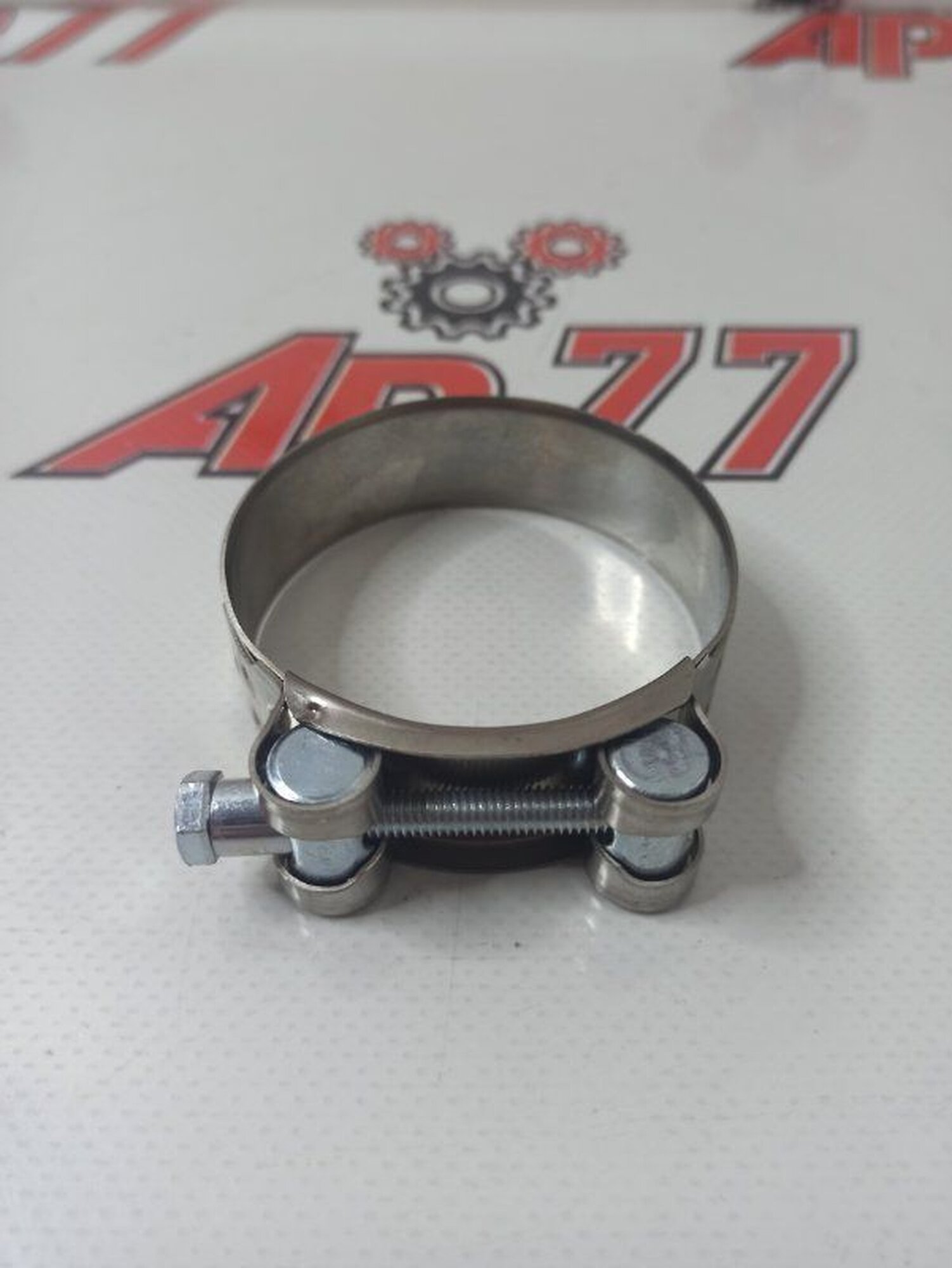 Хомут KRAFT AUTOMOTIVE KT880525, силовой, нержавеющая сталь, 1 шт.