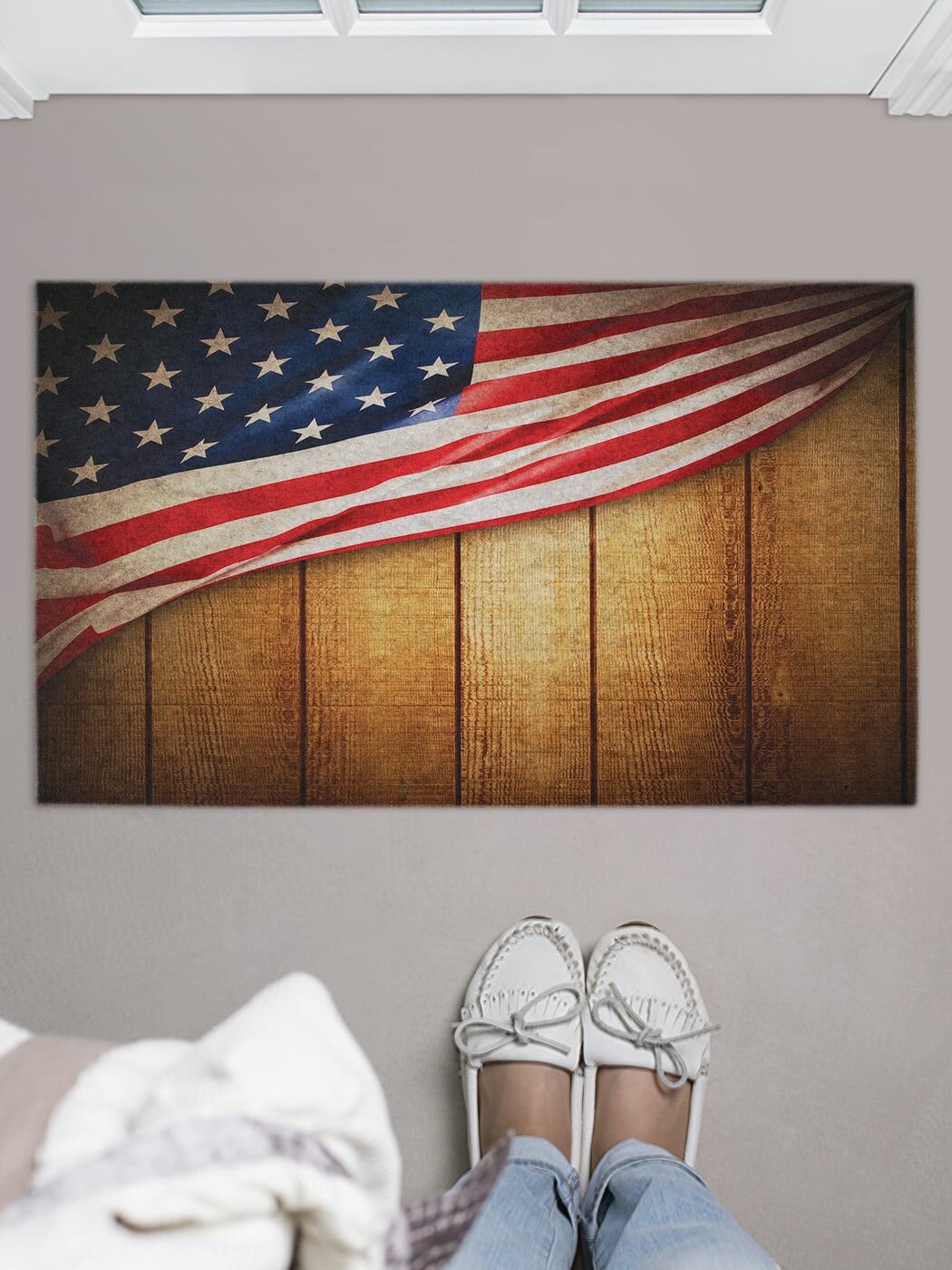 Коврик придверный в прихожую с принтом "Покрывающий флаг" 45x75 см , JoyArty