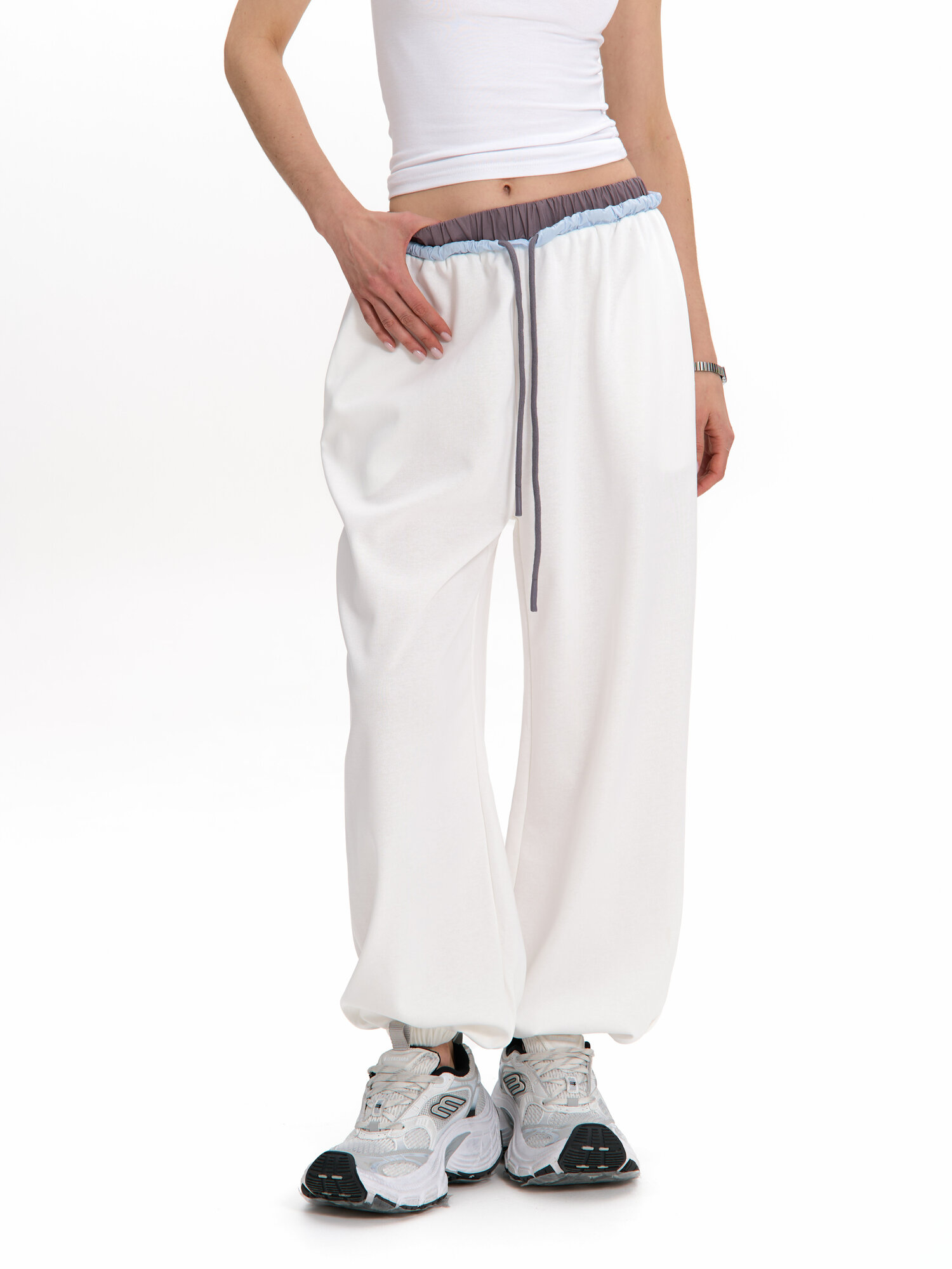 Брюки спортивные 2026