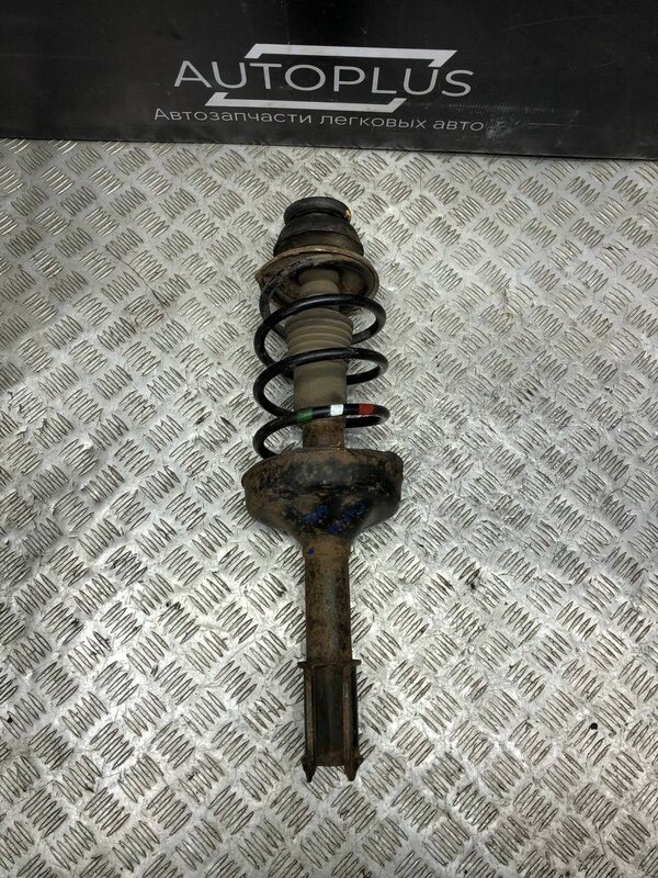 Стойка подвески Renault Symbol 2004 (1.4 K7J700) Б/У с пробегом