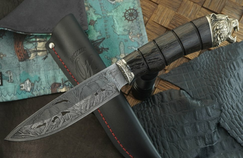Окские Ножи нож Рысь, клинок дамаск, сквозная гравировка, рукоять стабилизированное дерево