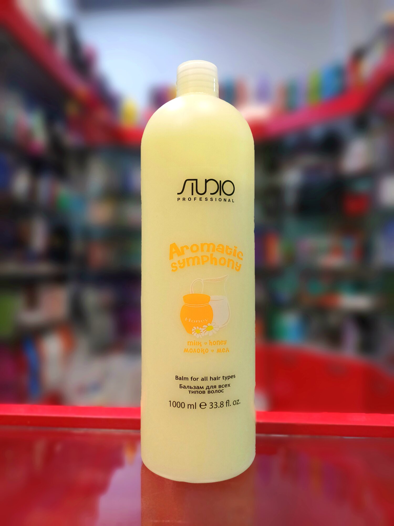 Бальзам Kapous Studio Professional для всех типов волос «Молоко и мед», 1 литр