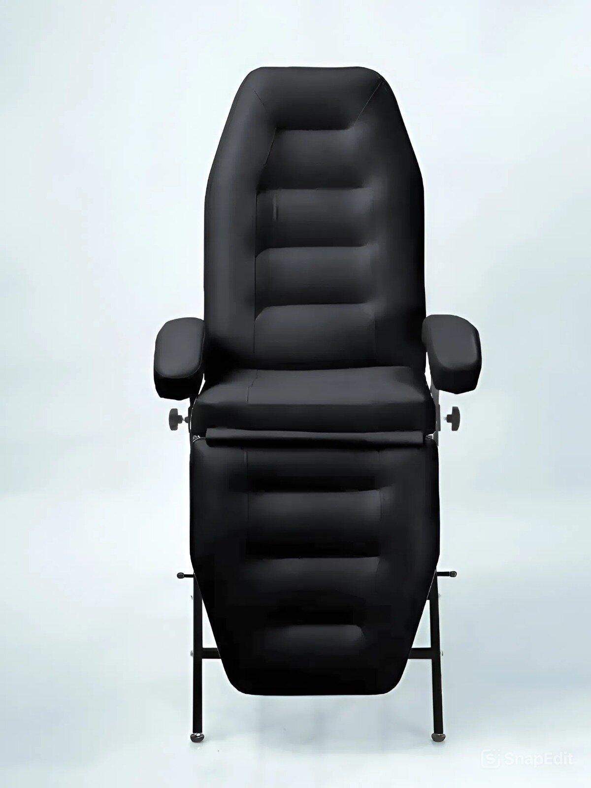 Косметологическое кресло кушетка Горизонт на стальных ножках, черное