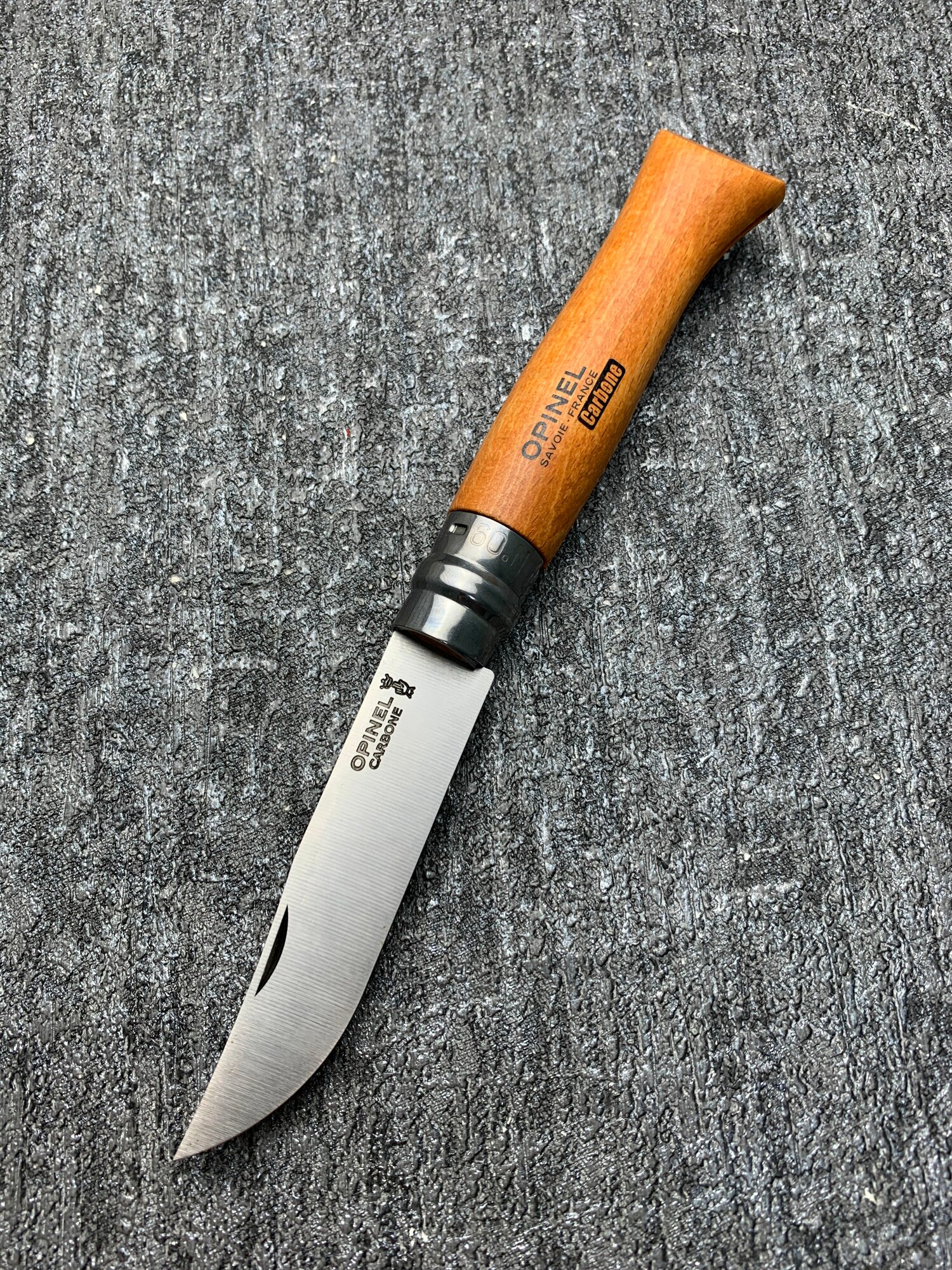 Нож Opinel №9, углеродистая сталь, рукоять из дерева бука