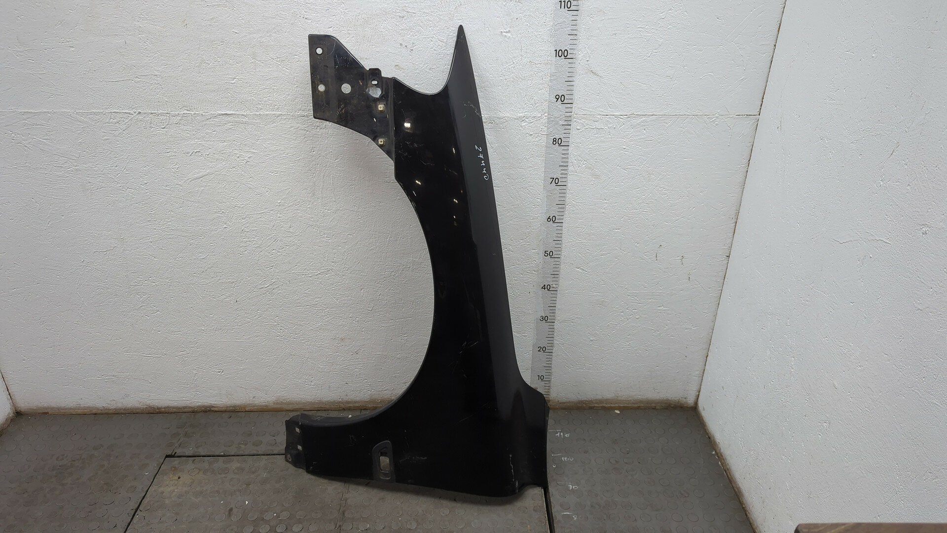 Крыло левое переднее Volvo V70 Б/У