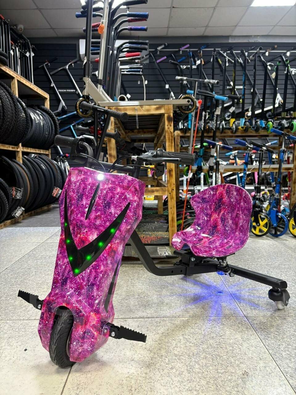 Детский электроскутер Drift Car, с сиденьем, максимальная скорость 25 км/ч, нагрузка 100 кг