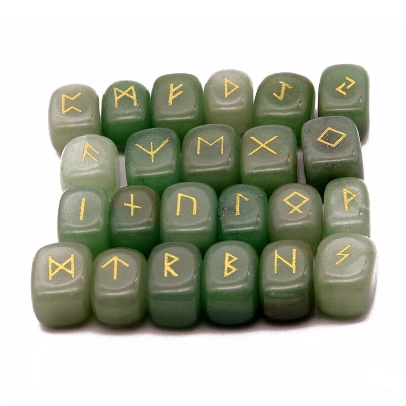 Набор рун из агата 25 шт. Изумрудный, Green Aventurine