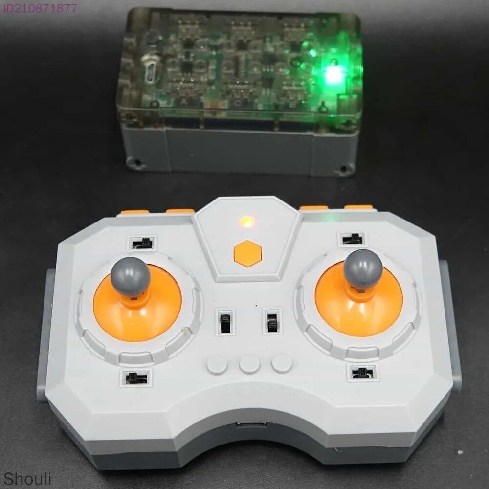 Пульт управления 6 каналов + Аккумулятор приемник Power functions Remote Control+ Battery Receiver