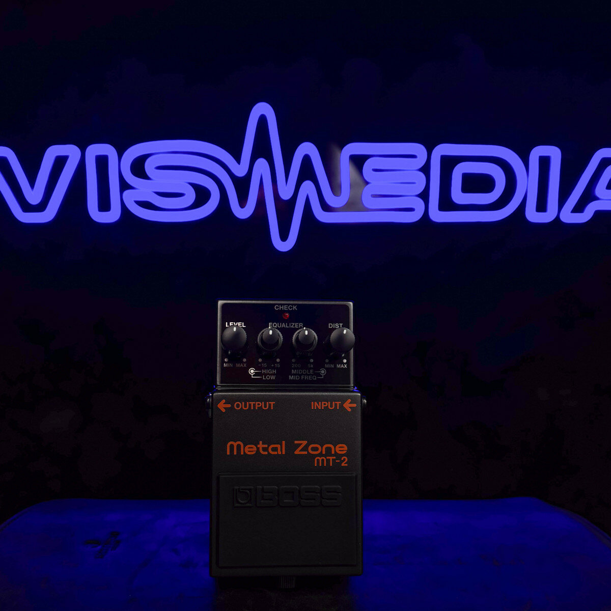 Гитарная педаль Boss MT-2