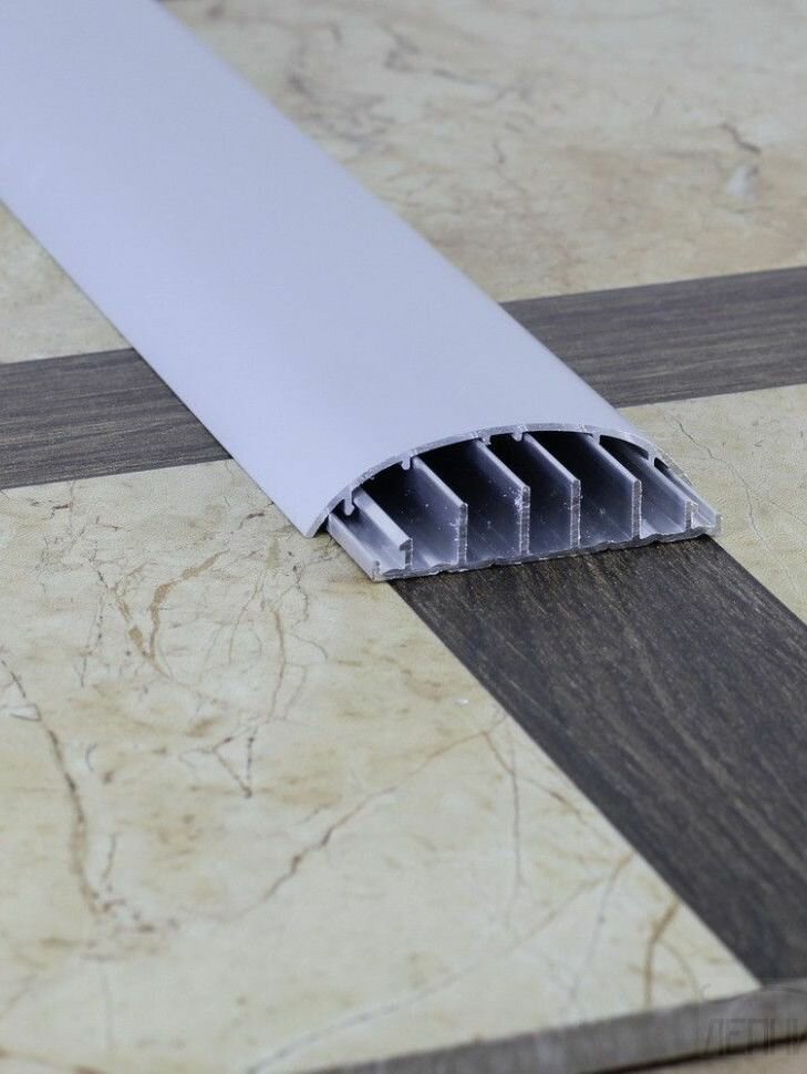 Порог напольный, стыковочный порог для пола алюминиевый с кабель каналом 2700х60 мм -1 шт