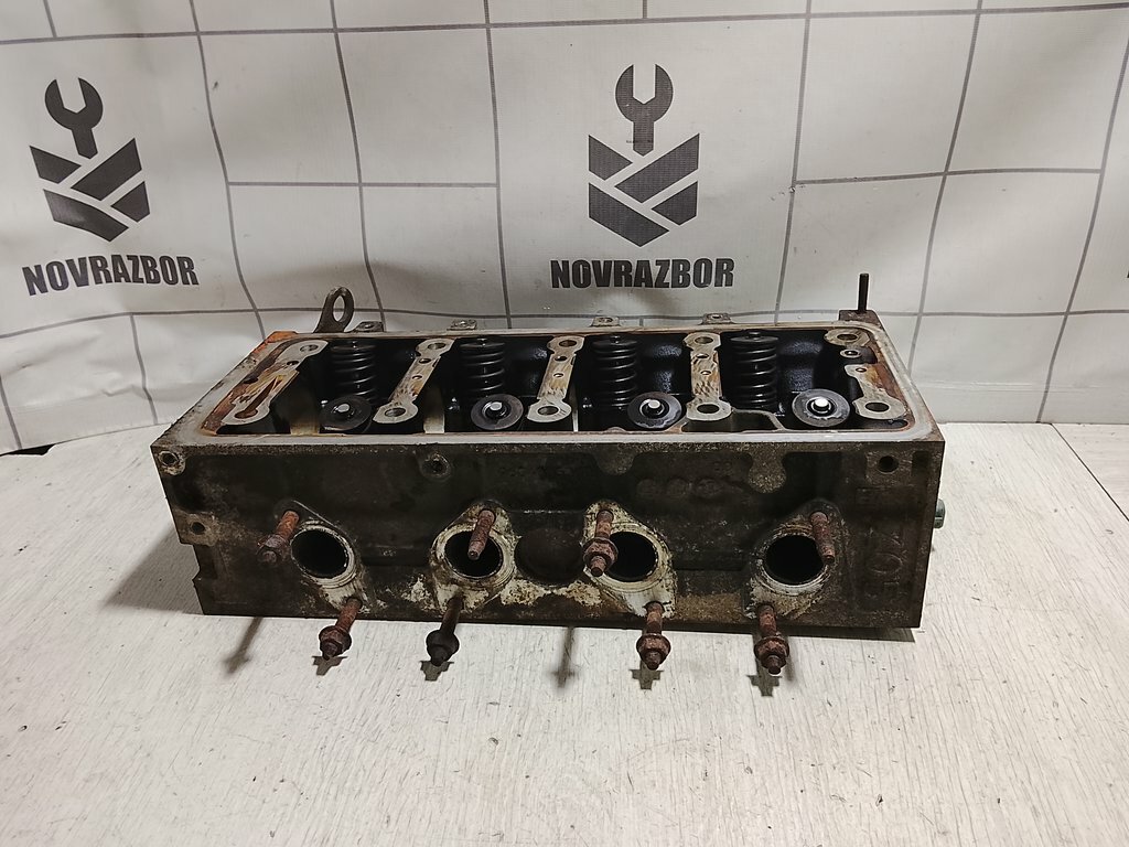 Головка блока цилиндров (ГБЦ) Peugeot 206 98-12