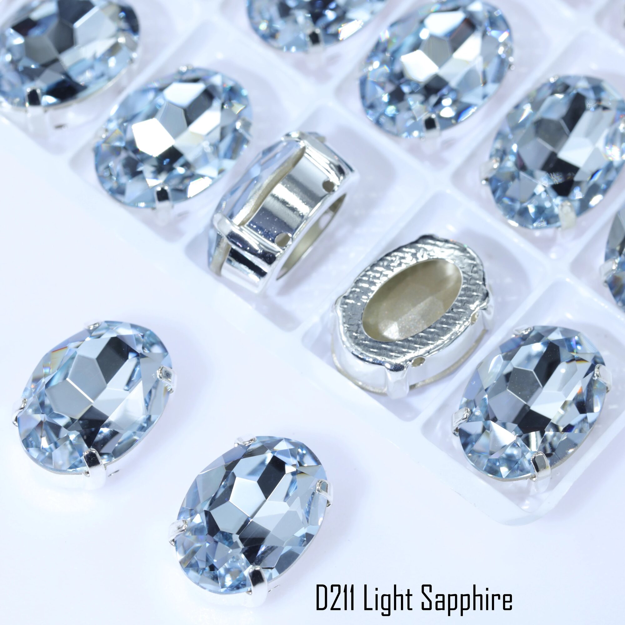 Стразы когти D211 Light Sapphire, 10-12 мм, 48 шт.