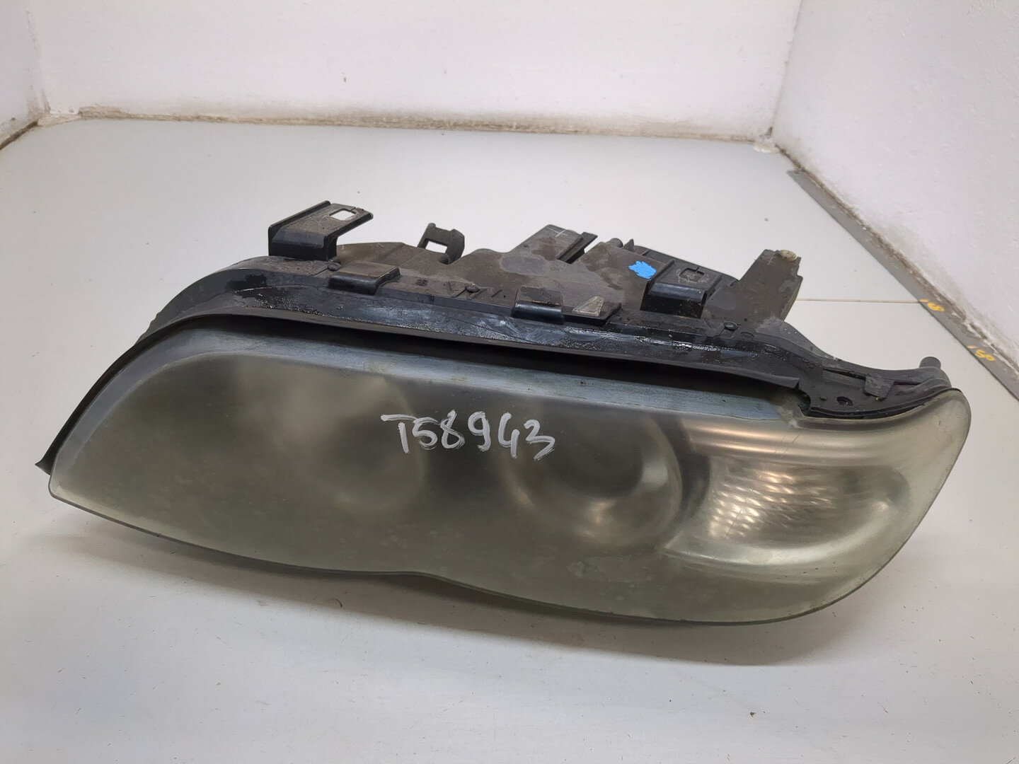 Фара (передняя) левая BMW X5 E53 Б/У