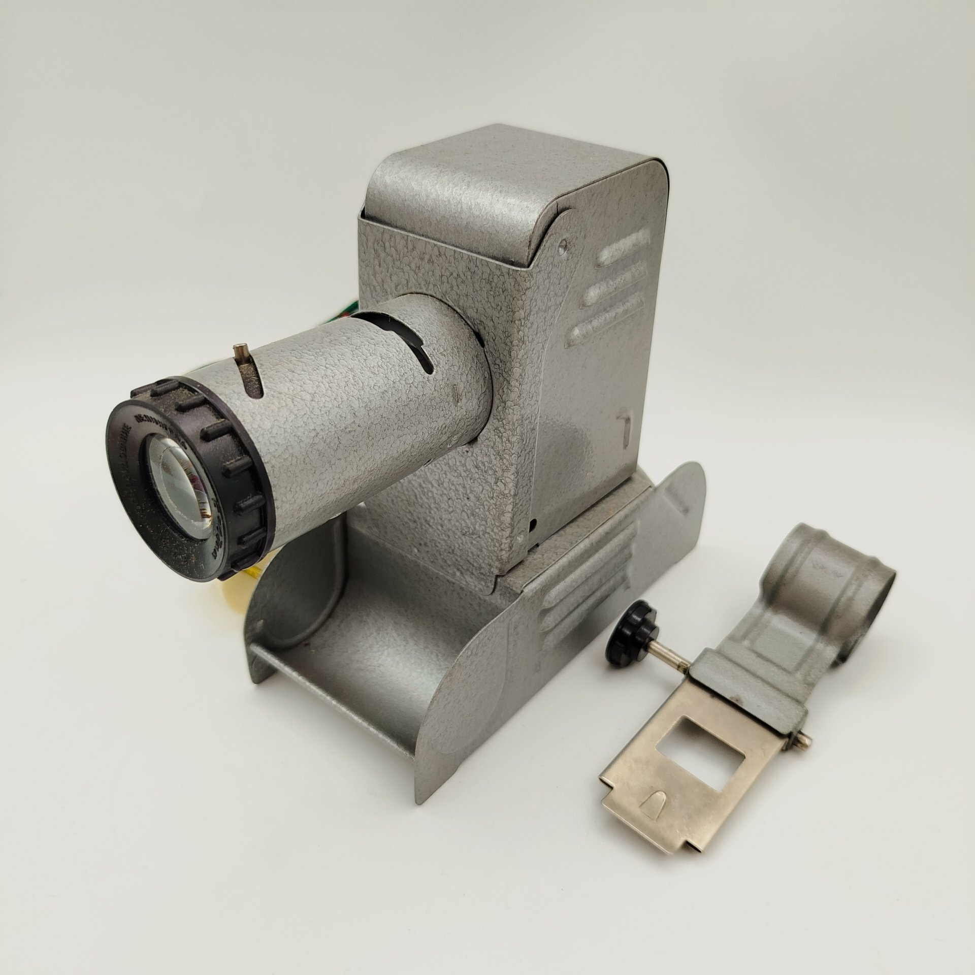 Фильмоскоп в коробке, с набором диафильмов, Завод "Электрооборудование", металл