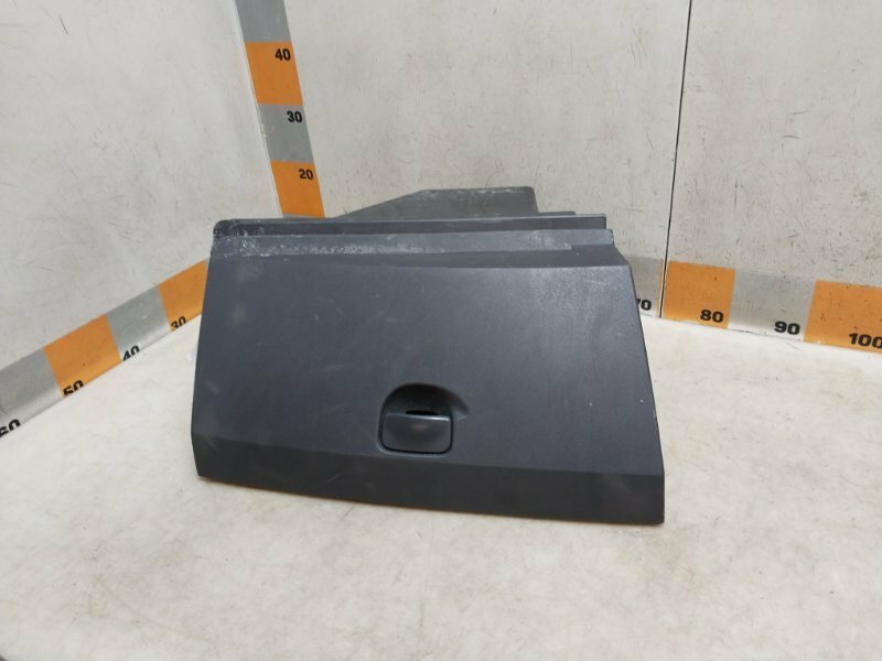 Б/У Бардачок Renault Megane 2005 2, LM05 494095 RENAULT арт. 7701055191