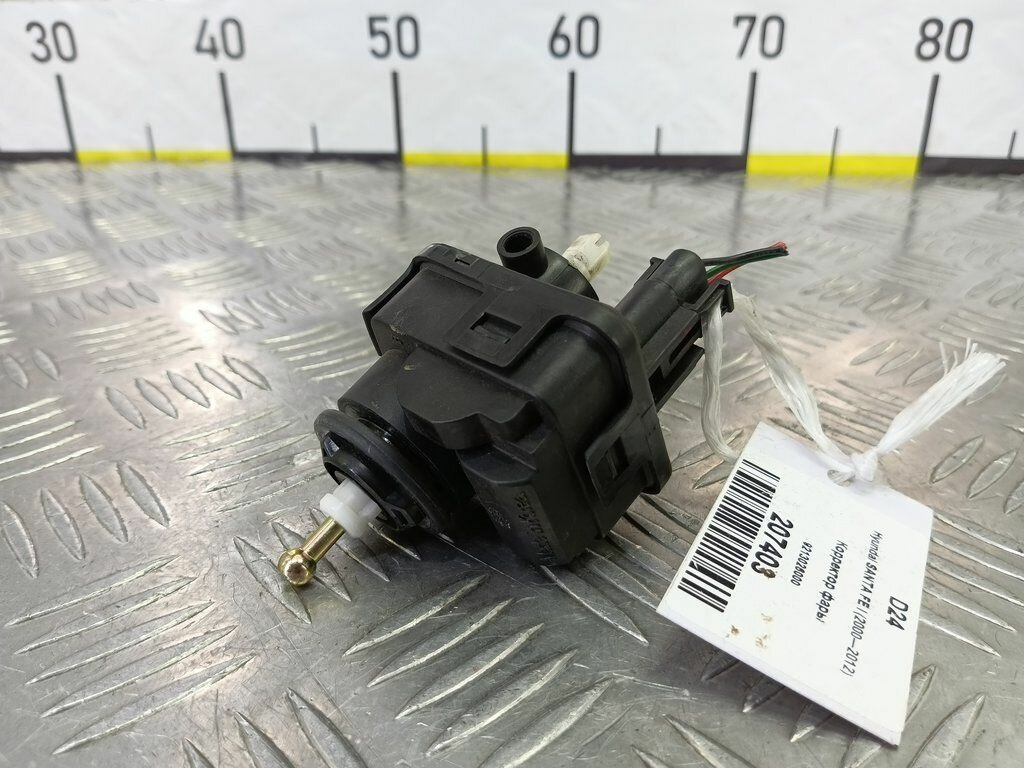 Корректор фары Б/У для Hyundai SANTA FE I (2000 2012) 9213026000