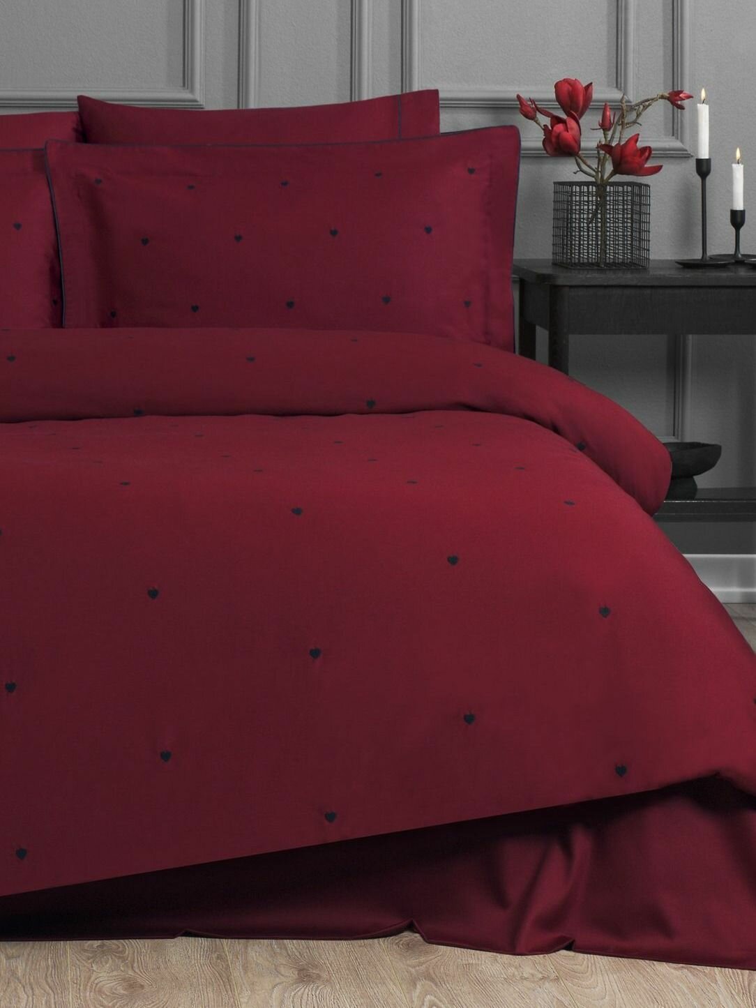 Постельное белье Tivolyo Home Tiamo красный-черный евро